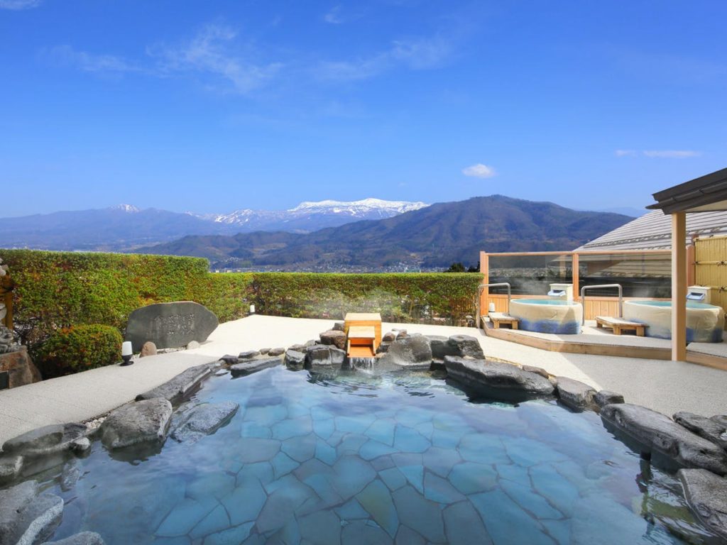 Recommended ryokan in Kaminoyama Onsen, where there are many hot spring ...